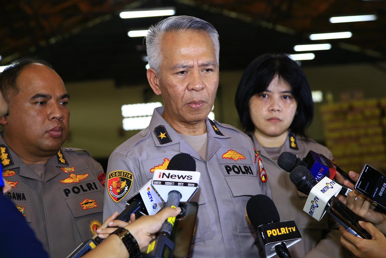 Slog Polri Percepat Distribusi Bantuan ke Tiga Provinsi Terdampak ...